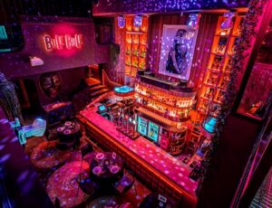 Restaurante con espectáculo en Madrid | Bule Bule